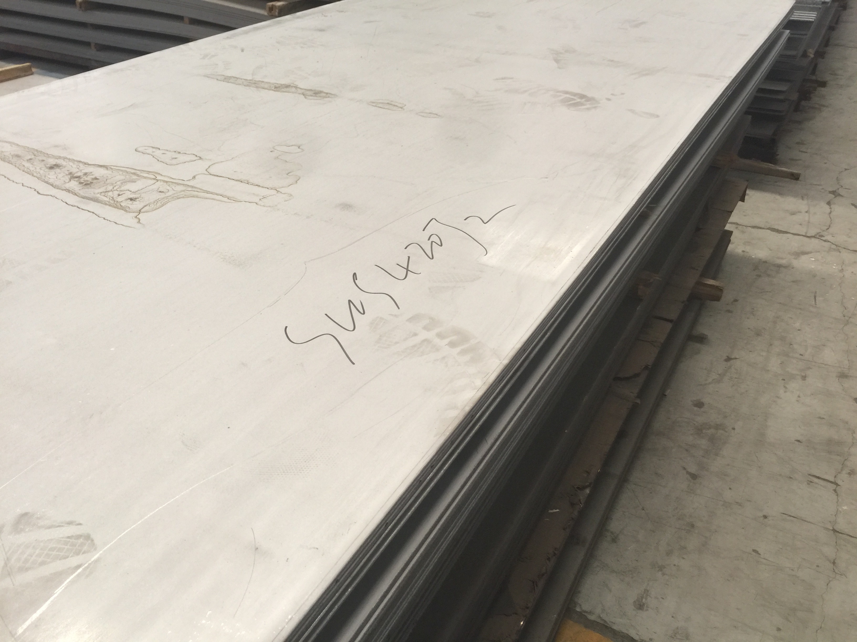JIS SUS420J2 Hot Rolled Stainless Steel Cut Plates And Sheets